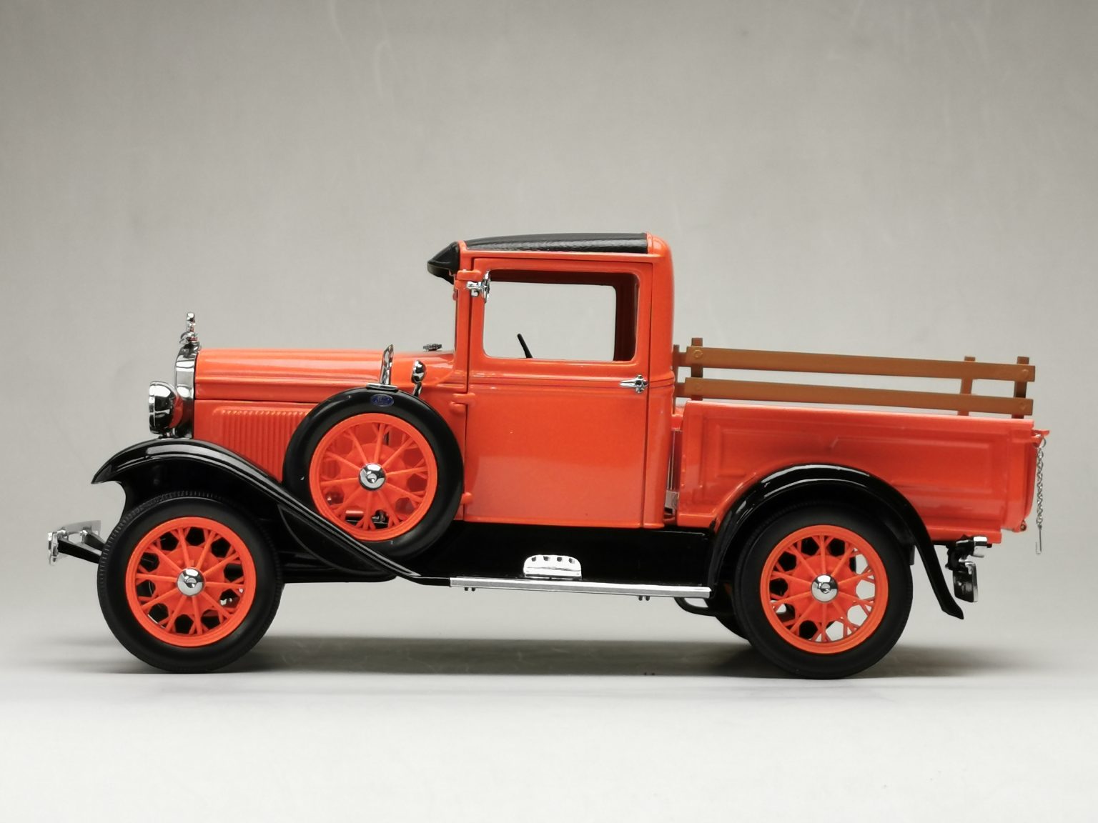 SUN STAR 1:18 – sunstarmodelcars