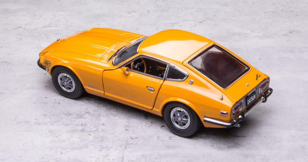 1972 Nissan Datsun 240Z – Orange – sunstarmodelcars