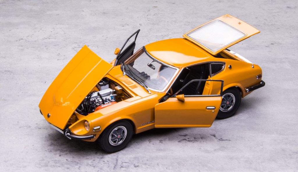 1972 Nissan Datsun 240Z – Orange – sunstarmodelcars