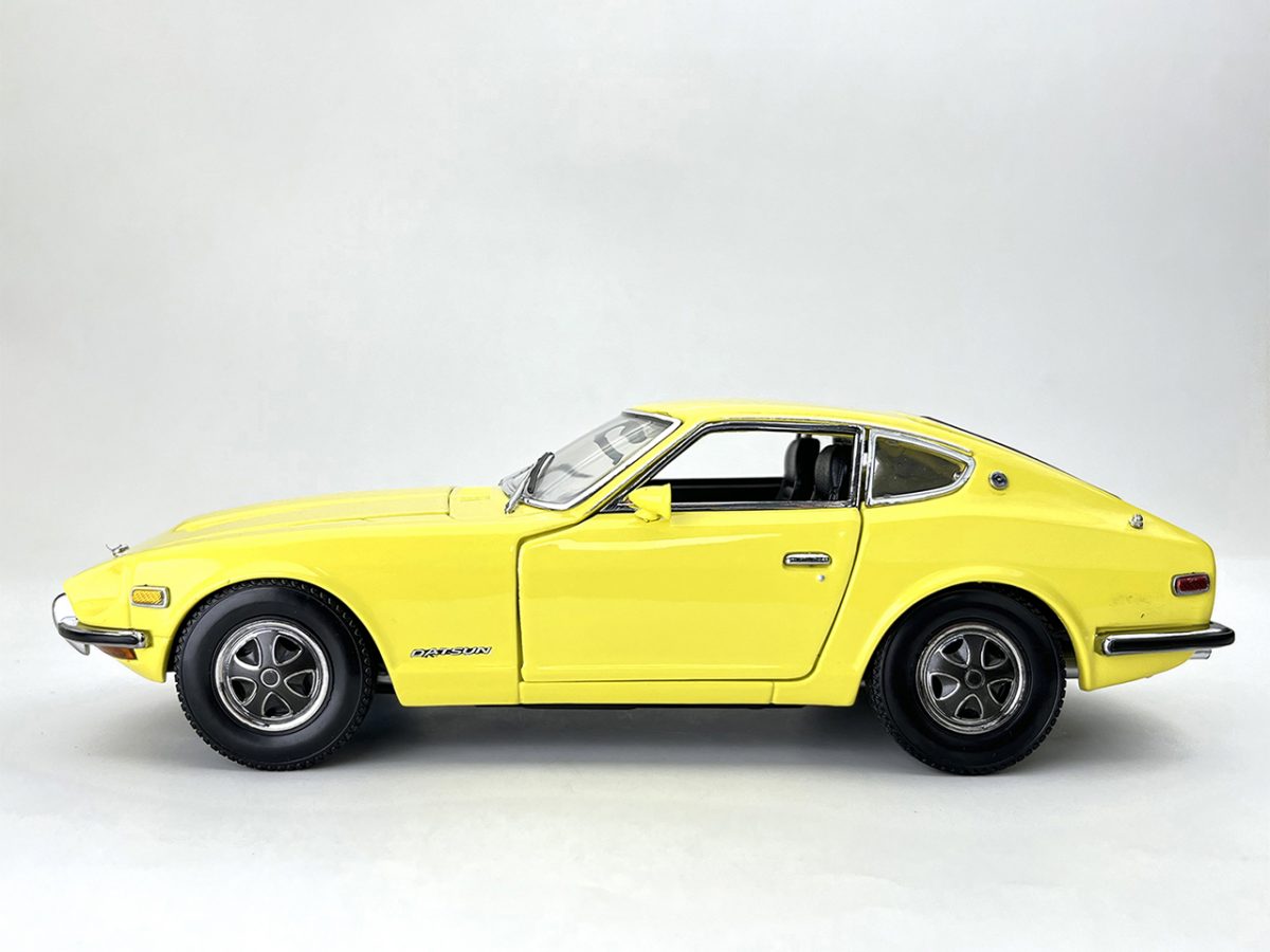 1972 Nissan Datsun 240Z – Yellow – sunstarmodelcars